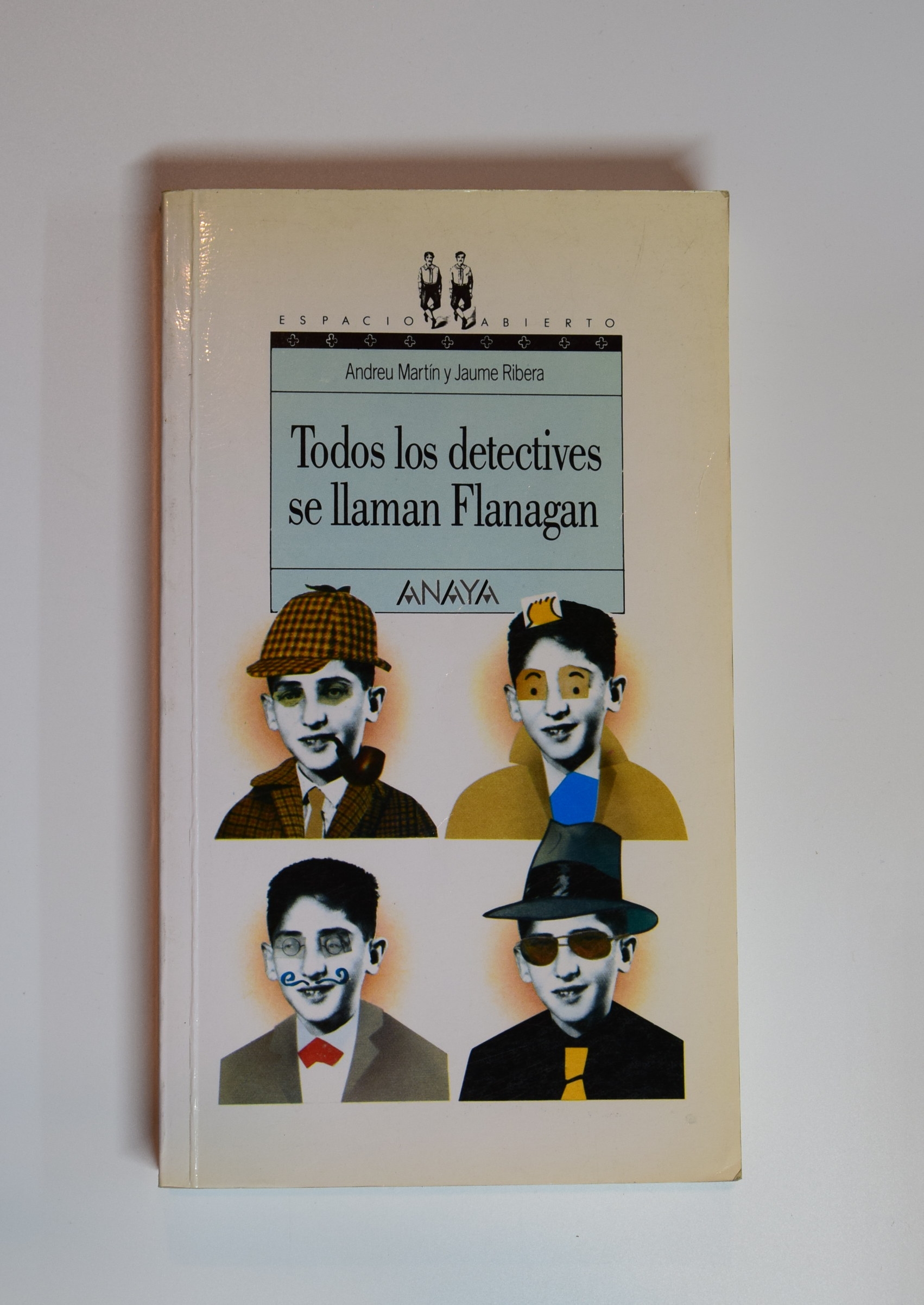📚 Comprar « Todos los detectives se llaman Flanagan » — Libros Eco