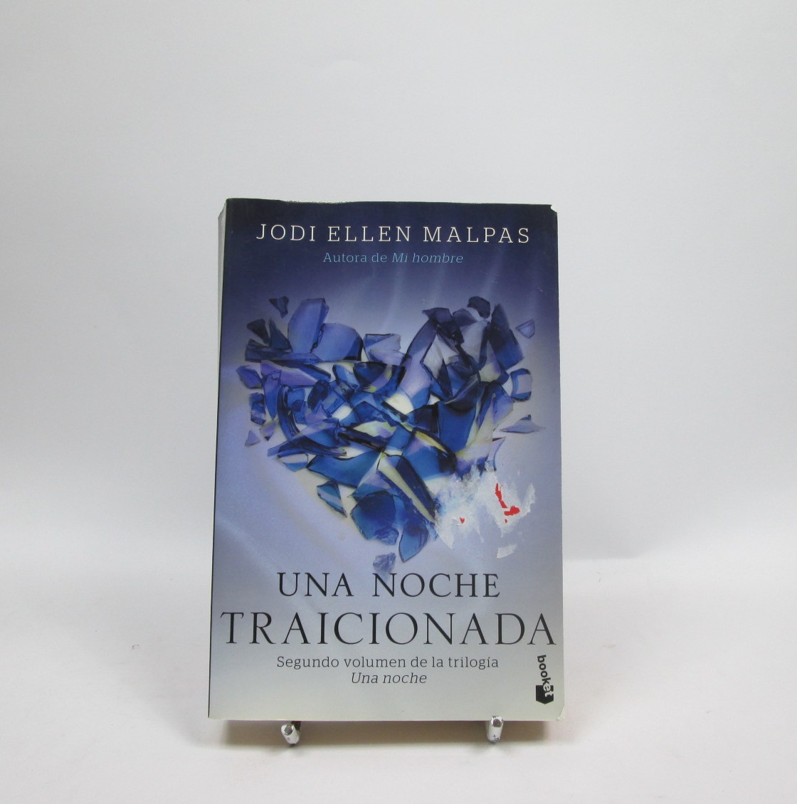 📚 Comprar « Una noche traicionada » — Libros Eco